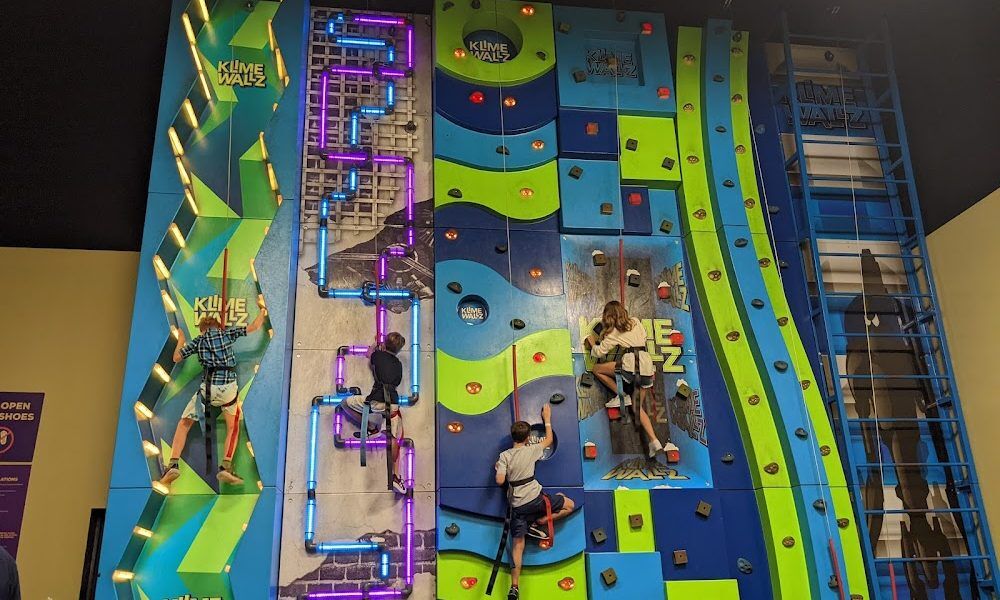 Amusement Parks Austin | Best ATX Places For Family Fun